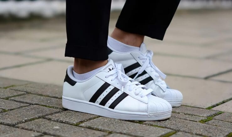 Formas de Combinar Pantalones Formales sin verte mayor