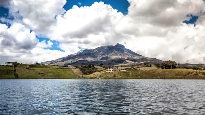 Volcanes en Colombia, Nevados, Cinturón de Fuego del Pacífico
